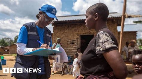 Ebola How A Disease Is Prevented From Spreading Bbc News