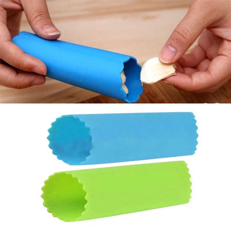 【兩件裝 淺藍色綠色】 矽膠剝蒜器 廚房家用大蒜去皮器 壓蒜去皮器 不傷手矽膠剝蒜工具 神奇剝蒜器 大蒜剝皮器 廚具去皮器 家用剝蒜頭 料理