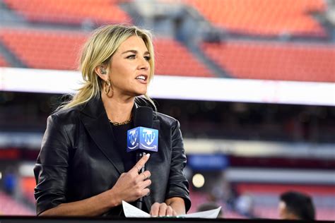 Nfl Reporter Charissa Thompson Trending For Cowgirl Outfit The Spun