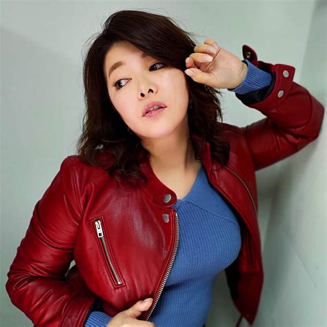 カプセルエージェンシー She Is Rin Okae 岡江凛 Rinokae Okaerin Facebook