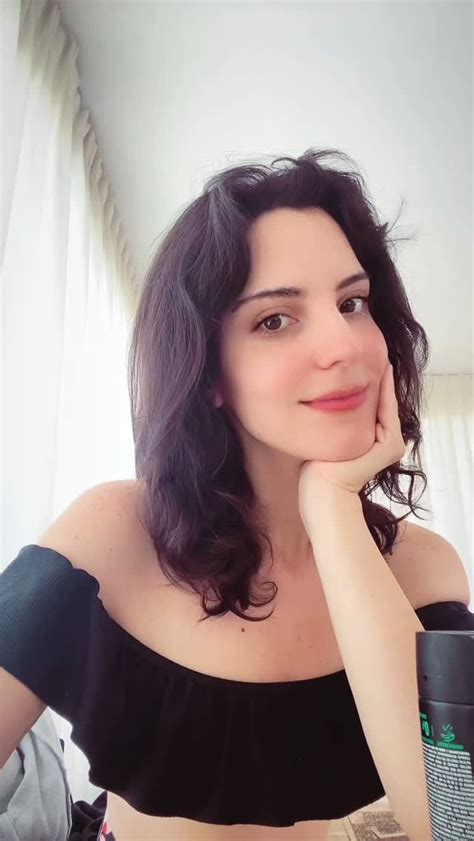 Paola Monteverde Buquich Un Brindis Porque Este Año Será Aún Mejor