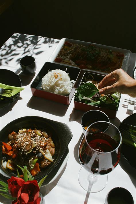 Telegraphgirlmodelset Photos Download The Best Free Telegraphgirl