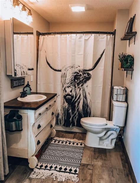 Pin By Jessica Moore On Home Decorating Ideas Western Bathroom Decor Western Bedroom Decor