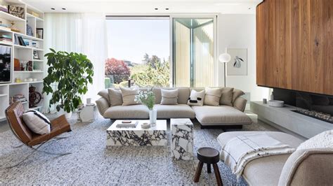 Andrea Mclean And The Airey Group Create Beach House With Folding Facade