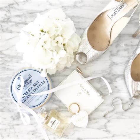 Saskia And Rose London She Loves