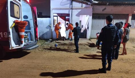 Mulher inconformada fim de relacionamento provoca confusão e