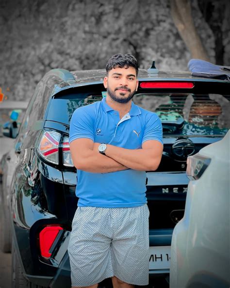 आज तुम्हारे आँसुओं का हक़दार कल गैर की बाहों में पड़ा मिलेगा💔😔