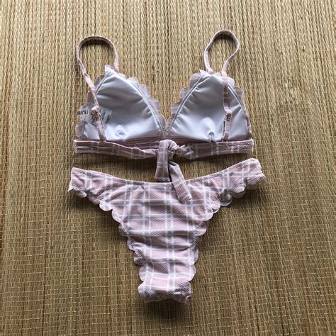 Biquíni Bordas Detalhadas Xadrez Rosa Dondoca Moda Feminina Dondoca