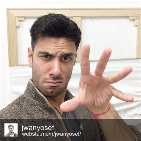 thumbs pro antroplanitis El nuevo novio de Ricky Martin Ο νέος