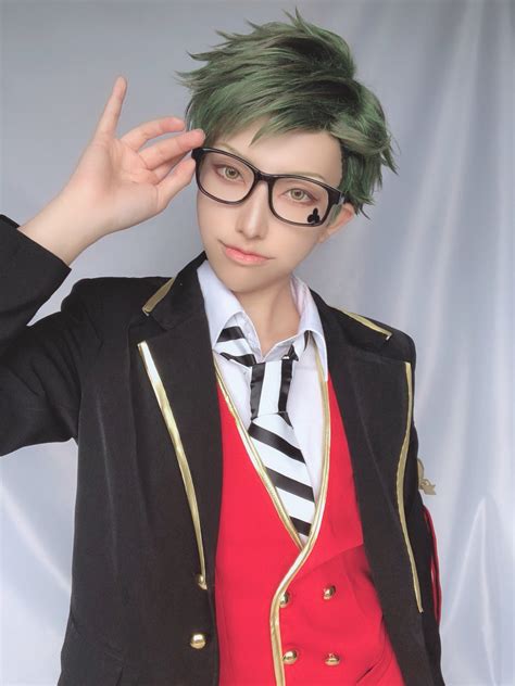 【コスプレ】緊急メンテでtwitterに居るツイステ民と繋がりたいの画像・動画 2件 Twitter美女コスプレ画像検索