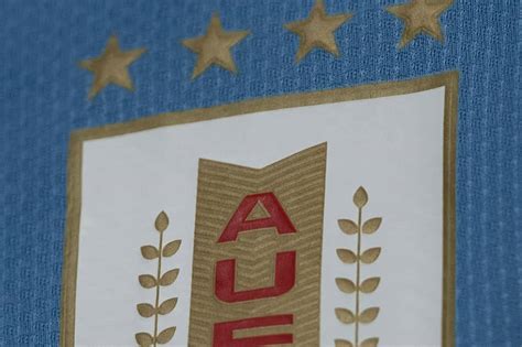 ¿por Qué Uruguay Tiene Cuatro Estrellas En Su Escudo Si Ha Ganado Dos