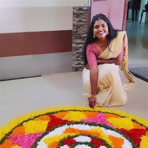 Sruthi Surendran Sruthi628 • Threads Say More