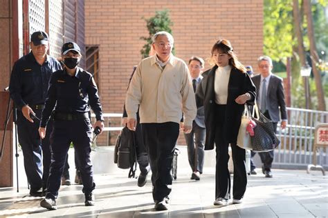 京華城等案北院重開羈押庭 柯文哲：還是要辭民眾黨主席 讓黃國昌去幫忙