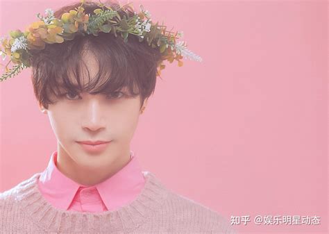 陈奕天粉色天使写真曝光 知乎
