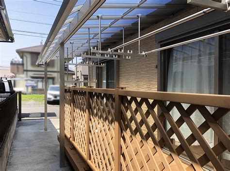 Ykkapテラス屋根（洗濯干し用）と人工木製ウッドデッキ取付工事｜madoショップ【公式サイト】