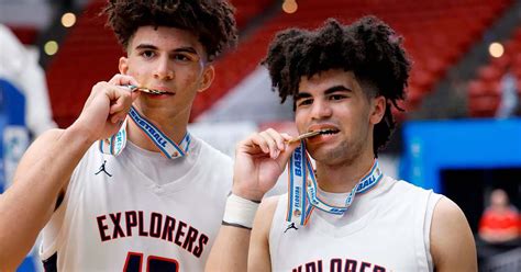 Kentucky Basketball Offers Cameron Boozer And Cayden Boozer A Sea Of Blue