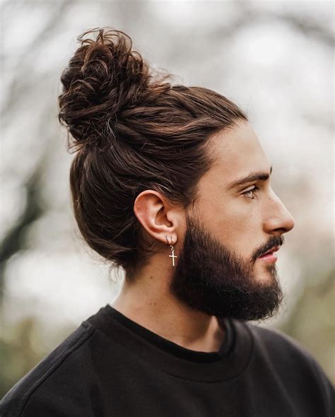 Penteados Cabelo Grande Masculino Testando Produtos Cosmeticos
