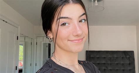 Charli Damelios Book Is Slated To Come Out In December 2020