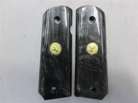 【キャロムショット】45auto ブラックパール In メダル