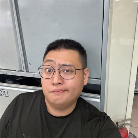 Wei Jun Wei0319 • Threads Say More