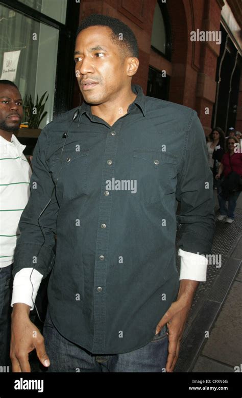 Apr 21 2007 New York Ny Usa Rapper Q Tip Enjoys A Walk In Soho During The Warmer