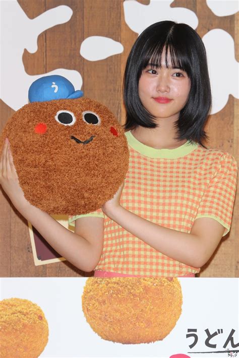 上戸彩・原菜乃華 Cm共演「丸亀製麺」の新商品『丸亀うどーなつ』上戸「ふわふわのもちもち」原「無限に食べられそう」 日刊エンタメクリップ