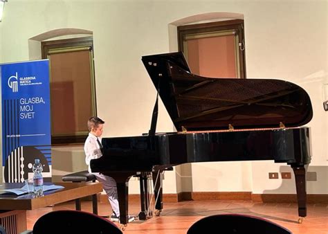 Mednarodno Tekmovanje TomaŽ Holmar” Glasbena Šola Sežana