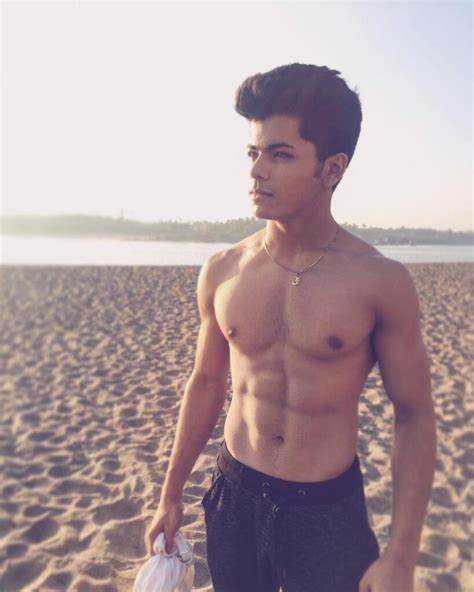 Siddharth Nigams Shirtless Picture Takes Social Media By Storm Iwmbuzz