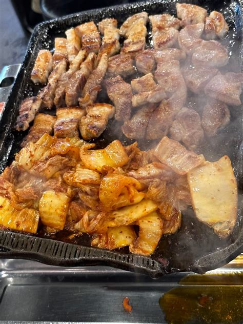 합정 홍대 김치반 고기반 구운 김치랑 먹는 생삼겹살 맛집 마부자 생삼겹살 합정점 네이버 블로그