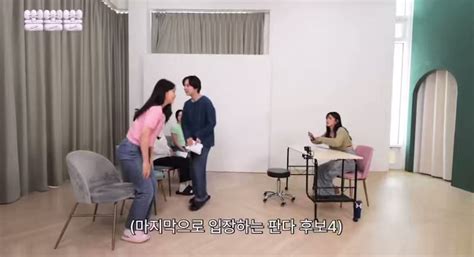 Arab Pandas On Twitter 📹 بومي اعتقدت ان هذه الفتاة هي باندا حقيقية على الرغم انها ليست كذلك