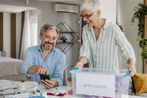 The Best Downsizing Hacks For Seniors In 2024 The Village At