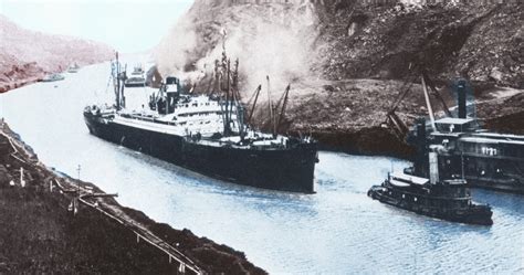 Imágenes Históricas 1914 Primer Barco Que Atraviesa El Canal De Panamá