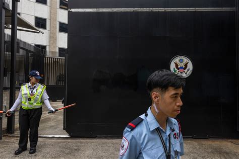 Chinese Man Arrested Over Graffiti At Us Consulate In Hong Kong
