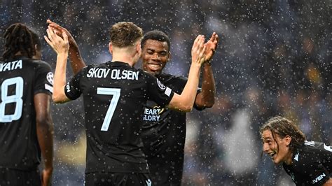 Club Brugge Goleia O Porto No Estádio Do Dragão Em Uma Noite Europeia
