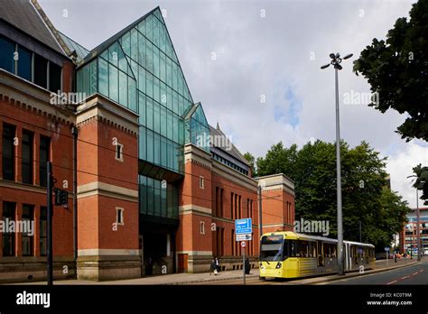 Metrolink Tram M5000 Model Passing Minshull Street Crown Court By