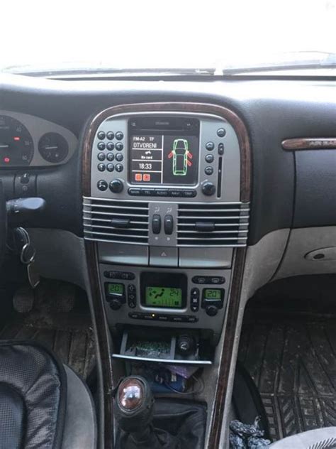 Lancia Lybra 2 4 JTD LX 2000 God