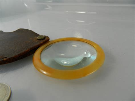 Vintage Pocket Magnifying Glass Bakelite By 3sisterssmalls On Etsy