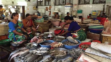 मुंबईतील 5 सर्वात मोठे फिश मार्केट याठिकाणी मिळतात स्वस्त मासे