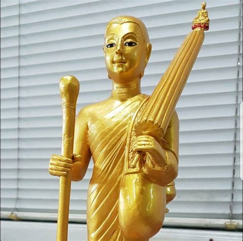พระอรหันต์สีวลีสูง77เมตรวัดป่าม่วงมีชัย Bung Kan