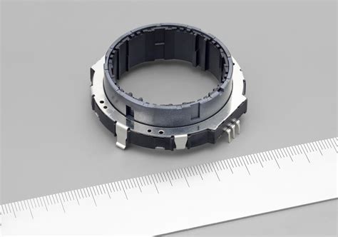 ALPS bietet Inkremental-Encoder mit 37-mm-Hohlwelle für Automobil- und ...