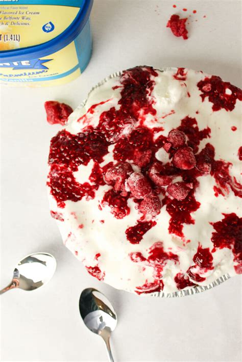 Vanilla Raspberry Ice Cream Pie Belfonte Dairy
