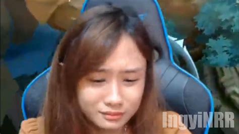 အရမ်းချစ်တယ် ဘယ်တော့မှထားမသွား ဘူး အရမ်းချစ်တယ် ဘယ်တော့မှထားမသွား ဘူး By Ingyin Rr