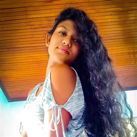 𝗦𝗶𝘁𝗵𝗮𝗿𝗮🦋 Sitha Samarawickrama • Threads Say More