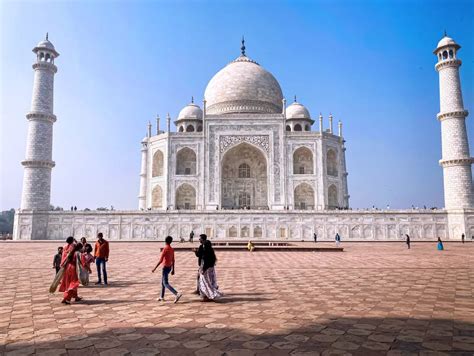 Agra Uttar Pradesh India 12152022 Taj Mahal Agra India
