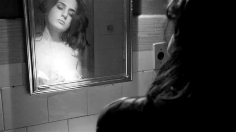 Naked Luciana Caruso Added 09 25 2017 By Lobezno