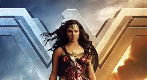 200 Wonder Woman Backgrounds