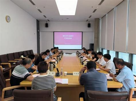 张家港市科技镇长团一行来校交流