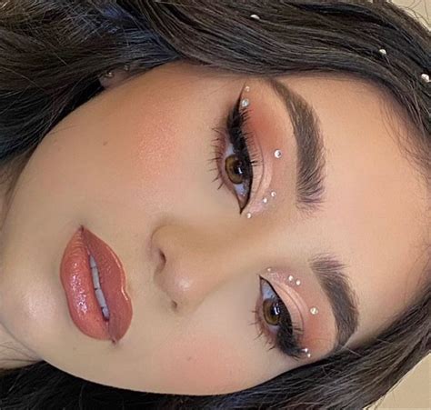 Pin De Estrella García En Make Up Make Up Ojos Maquillaje Con Gemas