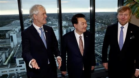 尹锡悦与荷兰首相发表联合声明，两国商定构建“半导体同盟”凤凰网