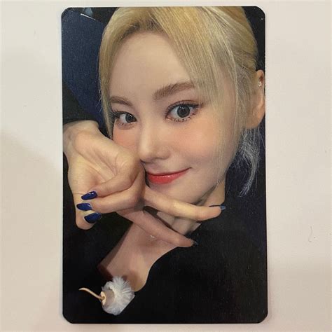 Loona World Tour Trading Cards K Stars